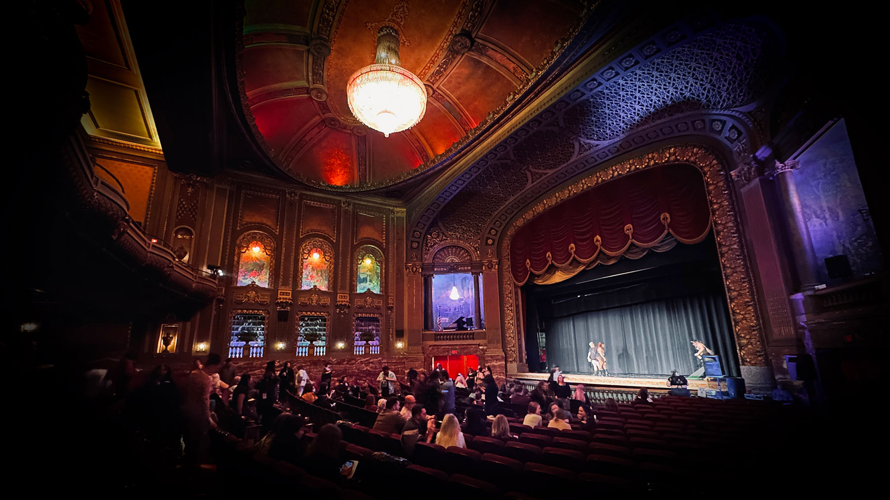 The Haunted Byrd Theatre | Ghosts & Paranormal Tales